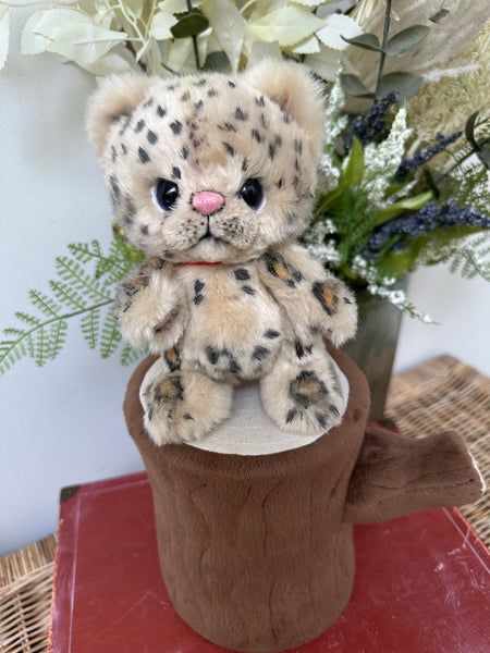 Snow Leopard Limited Edition Soft Plush Artist Collectable No 79 ...
