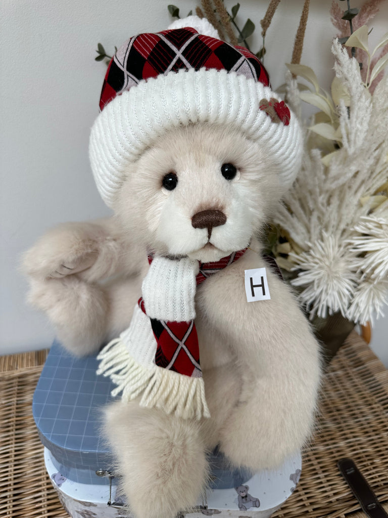 Cozy Charlie Bears Plush Collection Collectable Hatty Teddy Bear ...